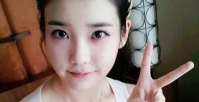 IU晒童年照片为弟弟庆生 白嫩可爱犹如“糯米团子”萌翻众人 | Nestia