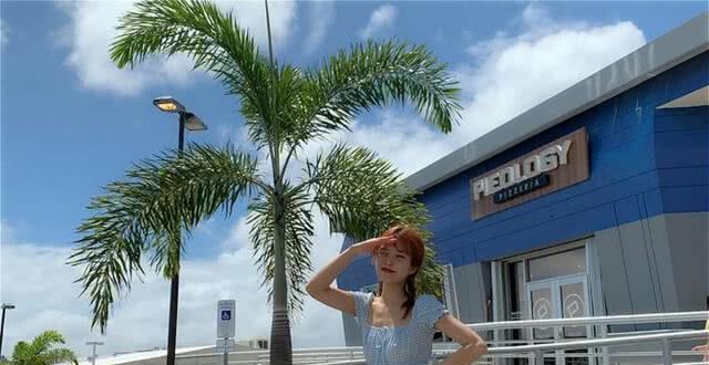 韩国一位女生凭借与歌手IU李知恩酷似度100％出名，令男性的心沉沦 | Nestia