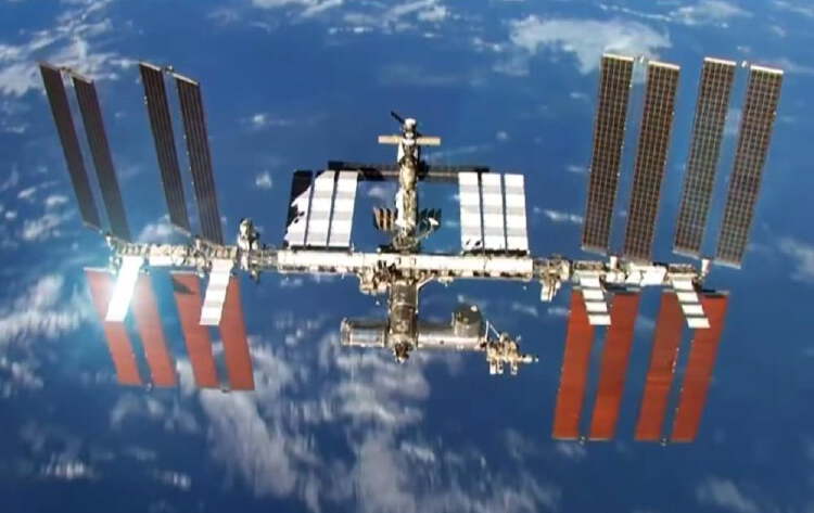 Spot the International Space Station passing overhead tonight | Nestia