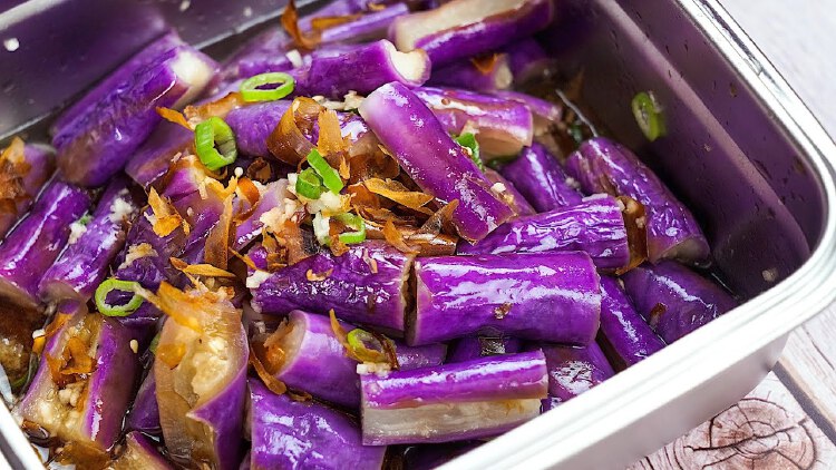 【1mintips】摇一摇，凉拌茄子就上桌！夏天就要这样吃，瞬间凉爽！！四种人气凉拌茄子，一次帮你收录～ | Nestia