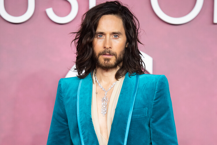 Jared Leto Defies Age With Shirtless Photo And 50th Birthday Cake Nestia