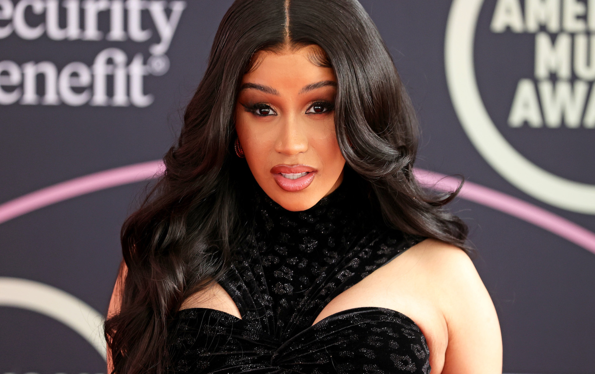 Here’s What Cardi B ‘Really Really’ Wants for a Face Tattoo | Nestia