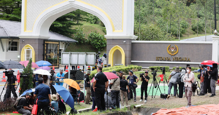 电视台入宫了 议长也入宫了 | Nestia