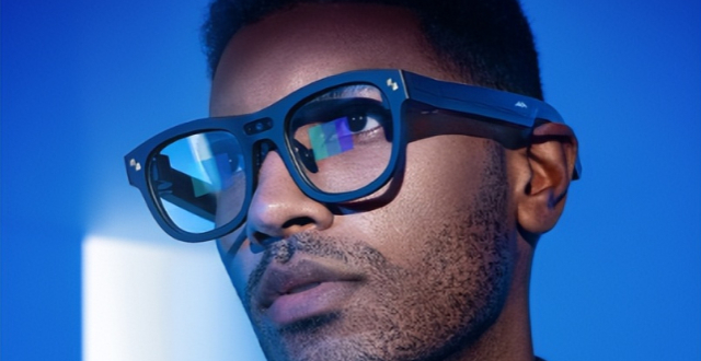 雷鸟X2开启CES 2023首秀，消费级AR眼镜迎来重磅升级 | Nestia