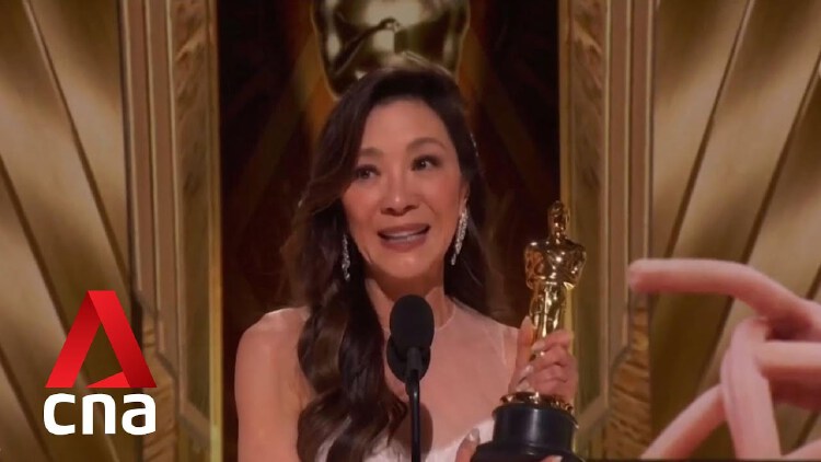 Michelle Yeoh becomes first Asian to win Oscar for best actress | Nestia