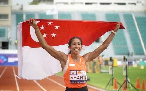 珊蒂亚锦赛200米跑再夺金 包揽女子100米200米金牌 | Nestia