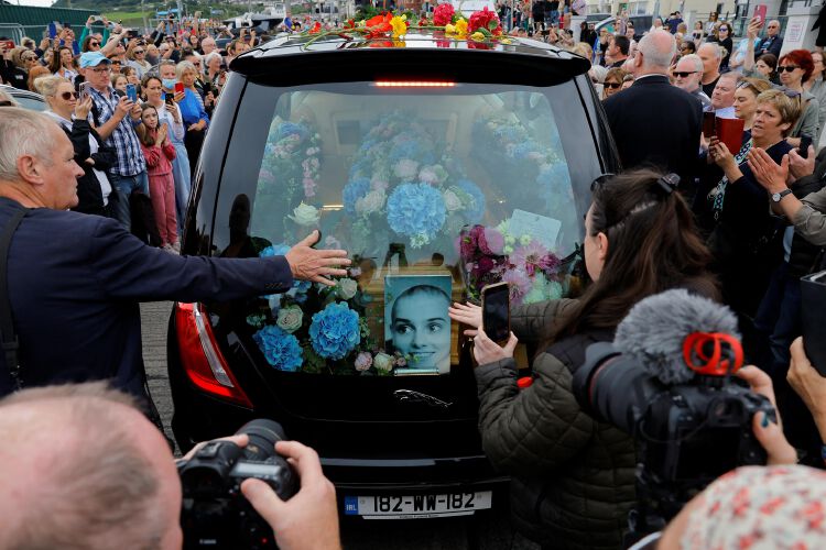 Ireland says goodbye to singer Sinead O’Connor | Nestia
