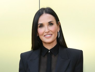 Demi Moore’s Stunning Black Bikini Snapshot Proves She Living Her Best Life at 60 | Nestia