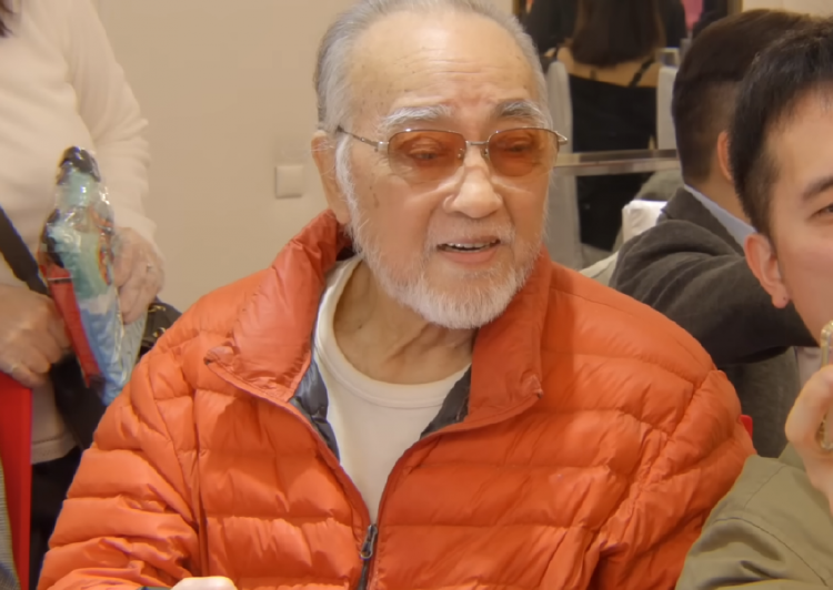 Veteran Hong Kong actor Lo Hoi Pang reveals he is blind in 1 eye due to ...