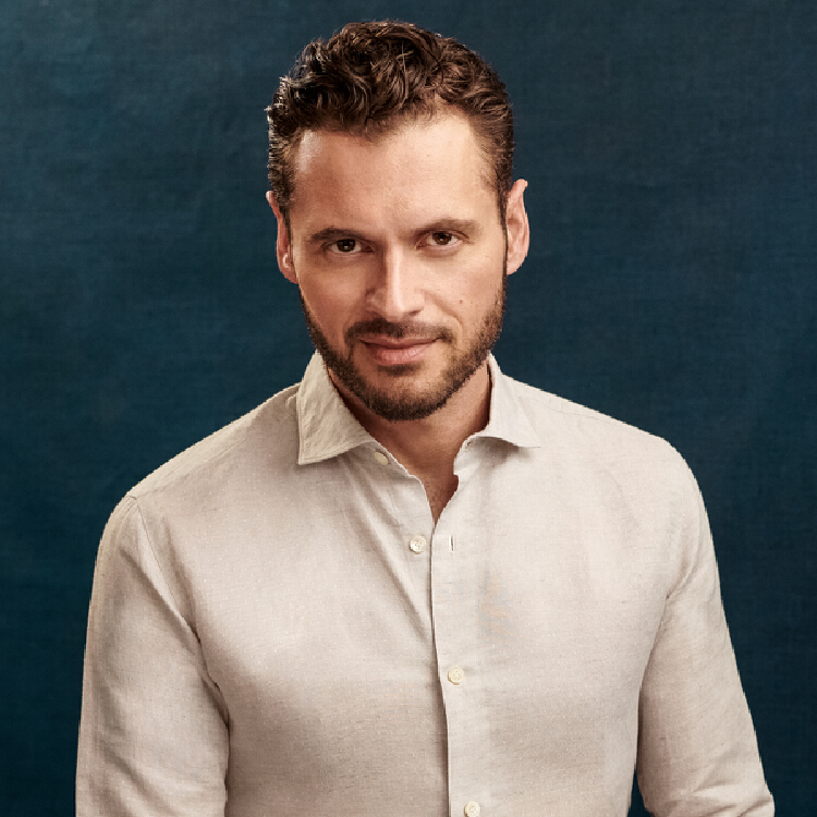 Designated Survivor Actor Adan Canto Dead at 42 | Nestia