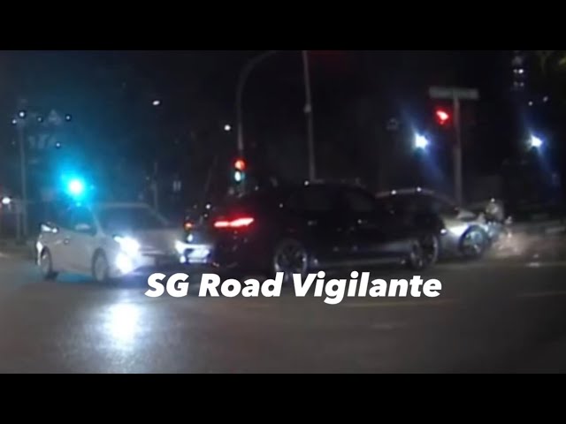 malaysian bmw head on with two vehicles at the discretionary right turn ...