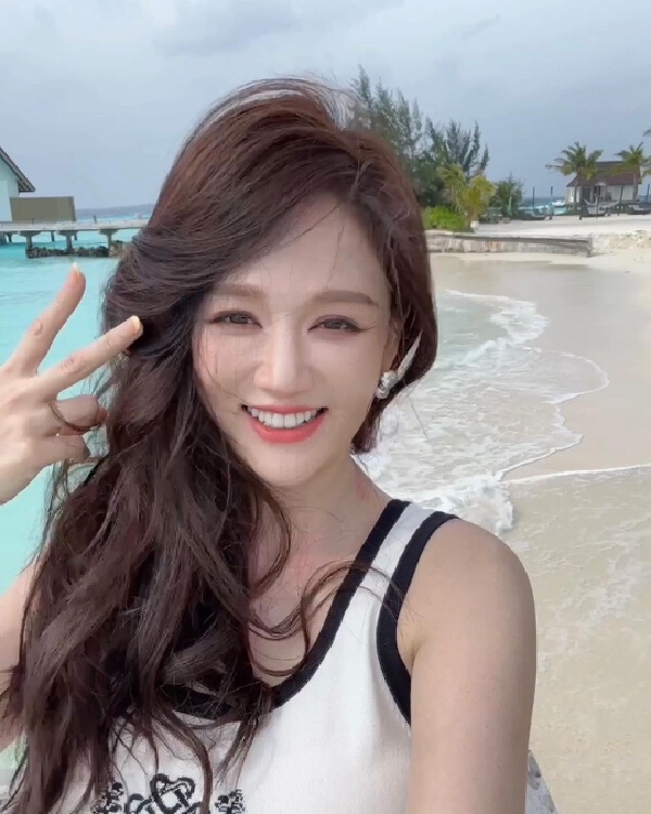 陈乔恩晒泳装照秀美腿 自曝身材保养靠4字 | Nestia