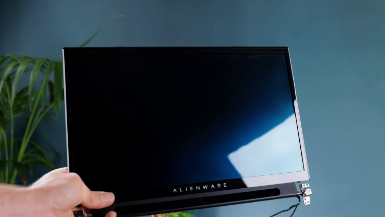 DIY达人动手改造PS5：尺寸更小且自带屏幕的PS5平板 | Nestia