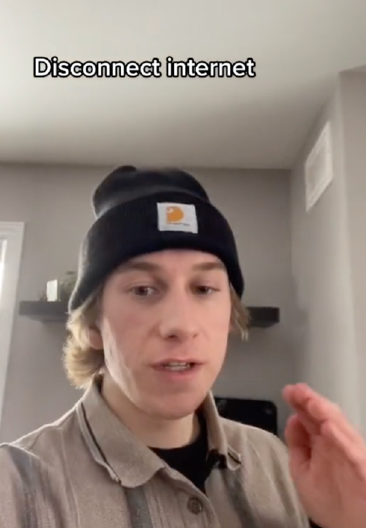 Man shows what hacker can actually see on your laptop and how to remove ...