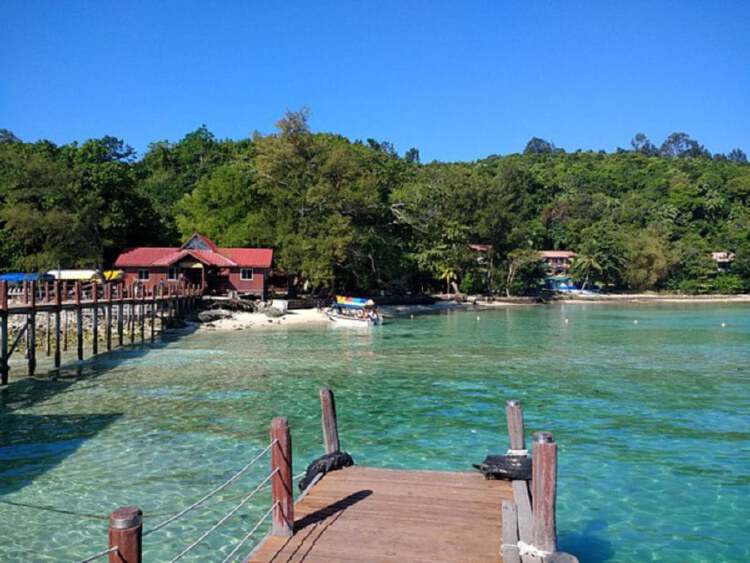 Discover the allure of Pulau Sapi for your ideal tropical retreat | Nestia