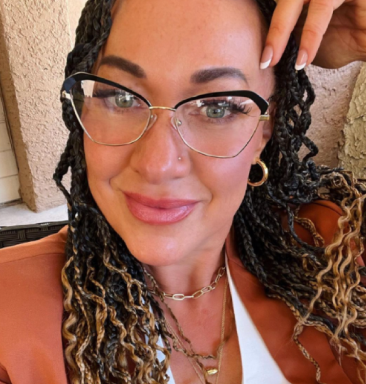 Primary school teacher sacked from job after school discovered OnlyFans ...