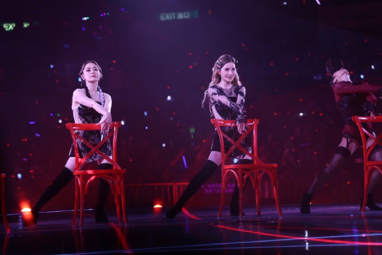 阿Sa蔡卓妍惊爆因老窦一事被吓坏？晒同Sa爸庆生照满载温馨 | Nestia