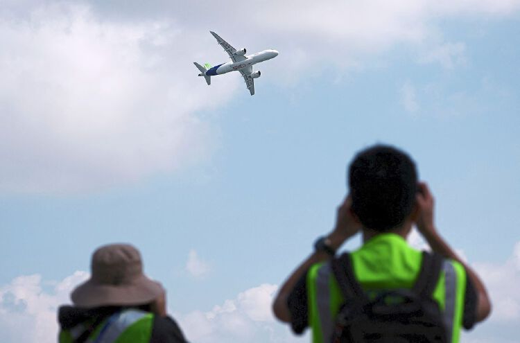Comac’s first airliner makes international debut | Nestia