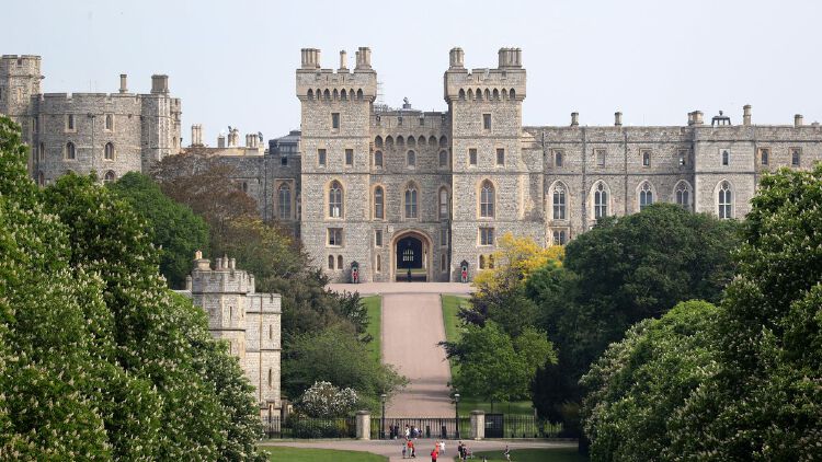 Council fires back in furious row over plans to build 115ft ferris ...