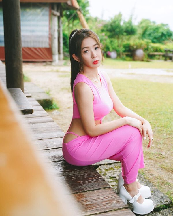 影片遭疯传！郭书瑶「E级巨乳被上下磨蹭」！被指：你的麻薯太大！目前已超过24K人点赞！ | Nestia