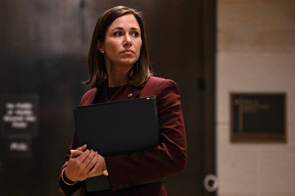 Katie Britt to Deliver Republican Response to Biden’s State of the Union | Nestia