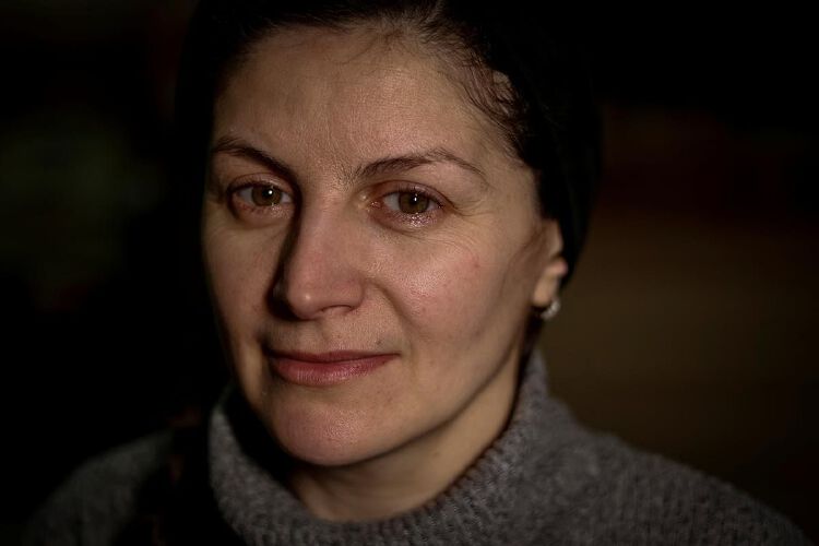 Twice displaced, Crimean Tatar woman longs for home 10 years after annexation | Nestia