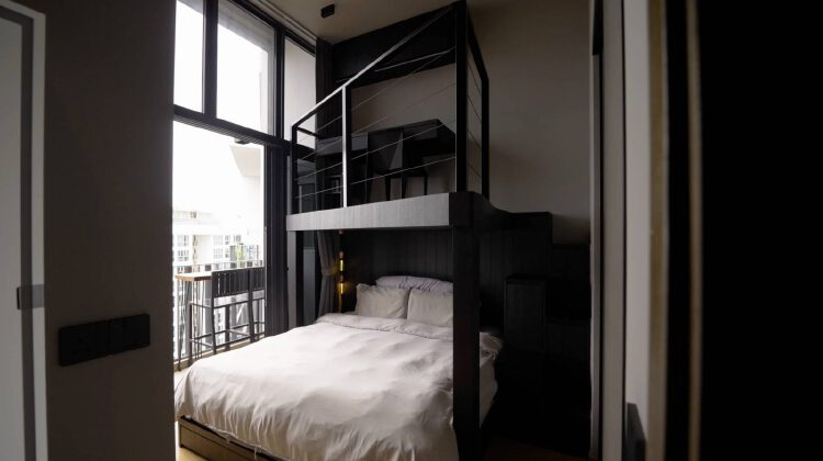 Inside a luxurious modern penthouse with a 4.6m-high ceiling | Nestia