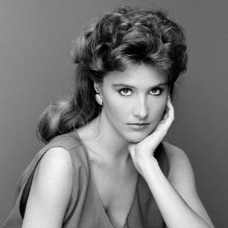 General Hospital Actress Robyn Bernard Found Dead in Open Field | Nestia