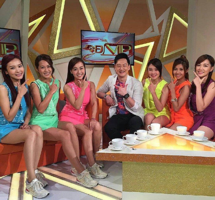 50岁金牌司仪脸部松弛惊变「水滴鱼」？ 曾被爆身价冠绝主持界 | Nestia