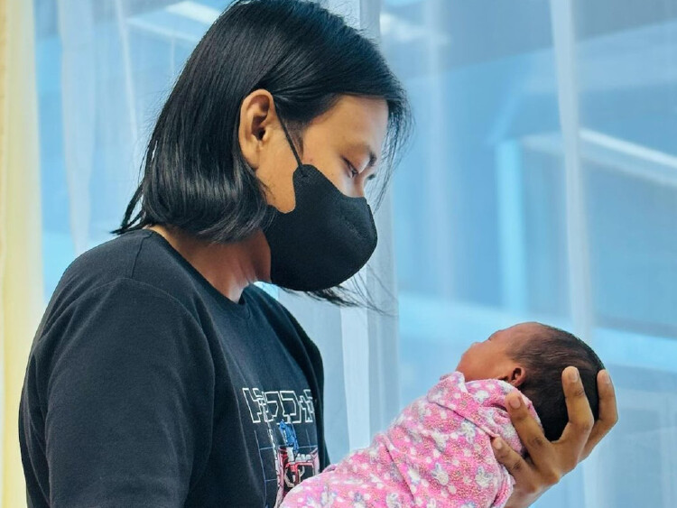 Ryan Bakery denies calling son "crazy" in IG Story | Nestia