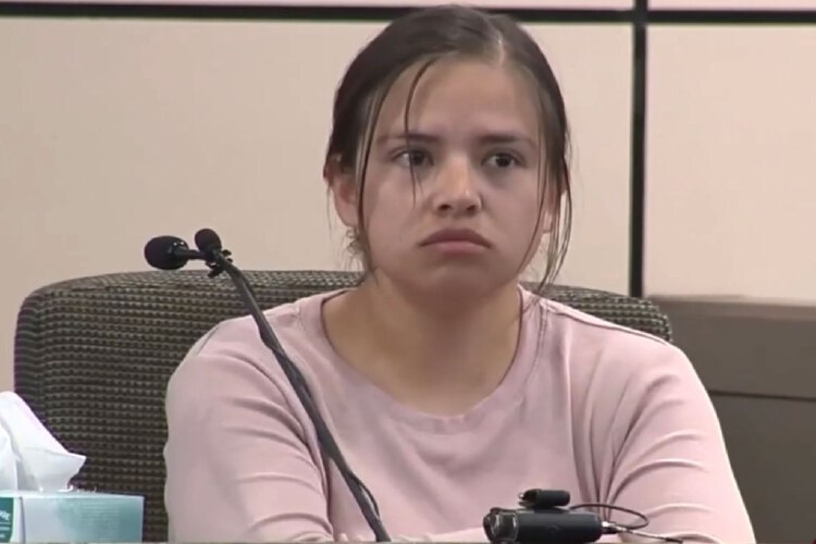 Evil Texas stepmother sobs uncontrollably during sentencing for ...