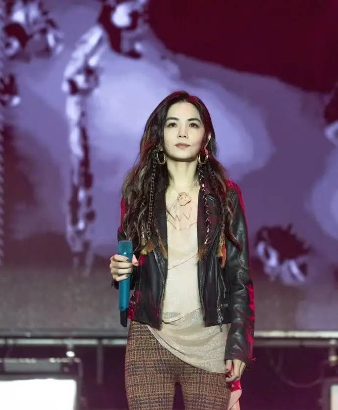 Ella陈嘉桦被地震震醒后报平安：保佑不要再有灾情 | Nestia