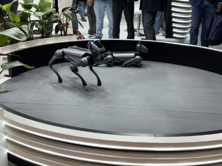 传音在MWC炸场了！占领非洲手机市场，全球销量第五 | Nestia