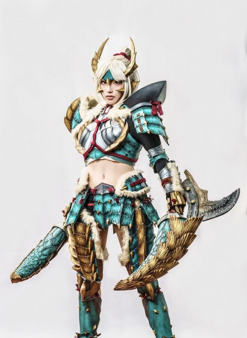 《怪物猎人》雷狼龙套女猎人COS赏 樱花妹面庞吸睛！ | Nestia