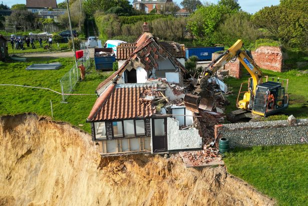 Heartbreak as 18th century farmhouse left hanging over perilous cliff ...