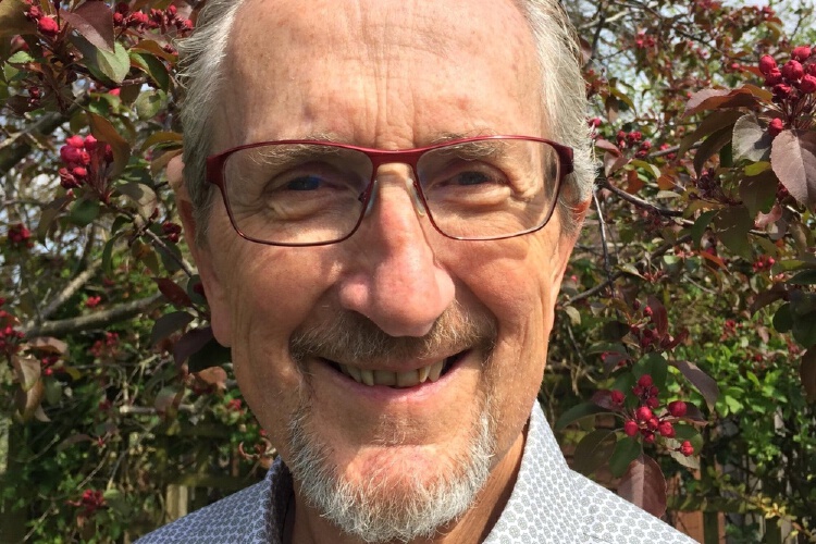 ‘Popular and kind’ musical theatre director died on Singapore Airlines ...