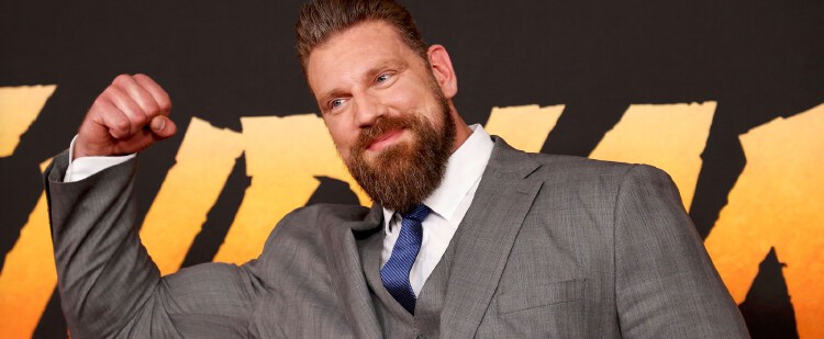 ‘Reacher’ Season 3 Cast A 7-Foot Tall Bodybuilder Known As ‘The Dutch ...