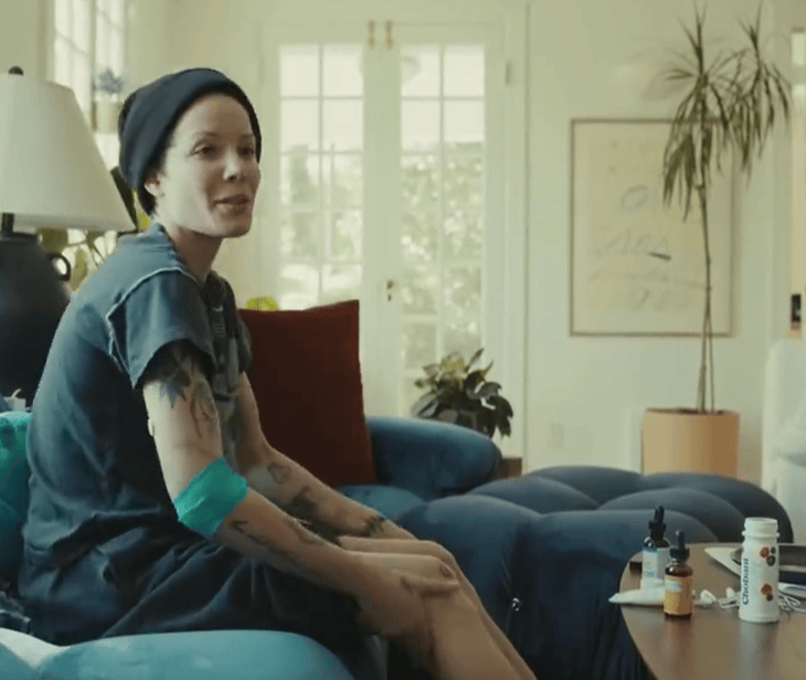 猴西自曝患红斑狼疮和白血病 晒出了自己接受治疗的部分过程 | Nestia