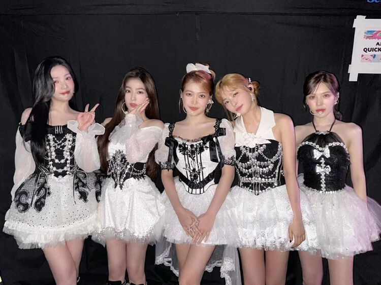 K-pop girl group Red Velvet celebrate 10th anniversary with EP Cosmic | Nestia