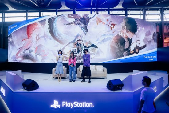 PS中国分享CJ2024现场图：《宇宙机器人》、《鸣潮》亮相 | Nestia