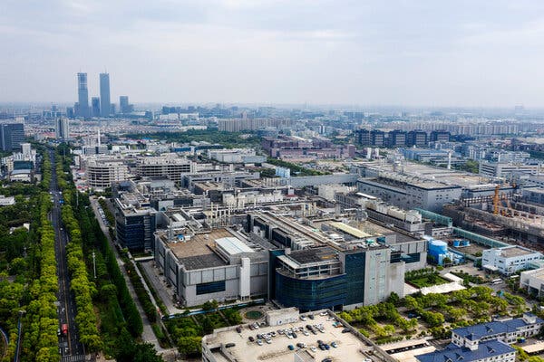 The Chinese Chipmaker at the Heart of the U.S.-China Tech War | Nestia