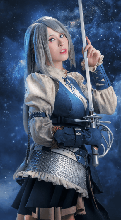 美女推主《暗喻幻想》COS图赏：长腿御姐完美身材 | Nestia