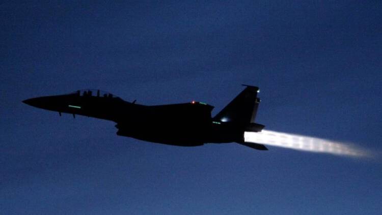 Singapore scrambles fighter jets after bomb threat on Air India Express ...