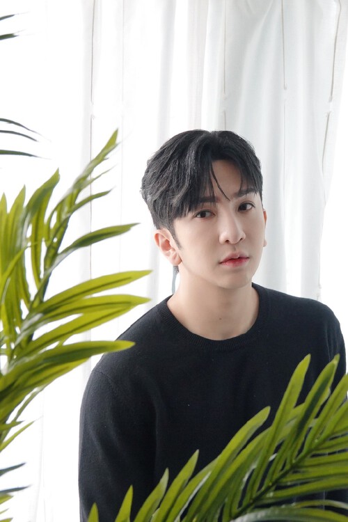 Anson Lo新歌《致我》放慢脚步享受宁静美 拍MV陷入迷茫 沙滩部分NG 10几take | Nestia