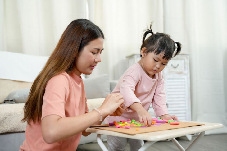 The Best Toddler Activities to Stimulate Learning and Creativity | Nestia