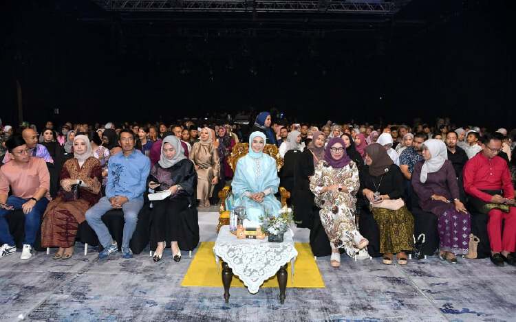 Tengku Permaisuri Norashikin graces Sounds of Malaysia (SOM) 2024 | Nestia