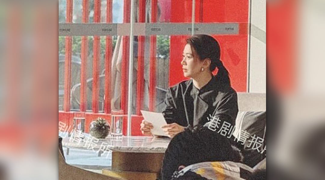 袁咏仪疑为TVB拍剧 路透流出造型曝光 | Nestia