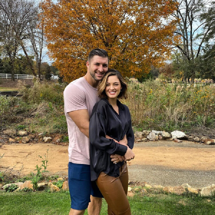 Tim Tebow and Wife Demi-Leigh Expecting First Baby Together | Nestia