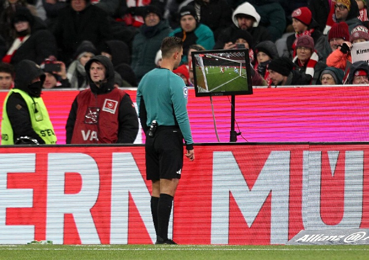 German league to trial referees announcing VAR decisions to stadium ...