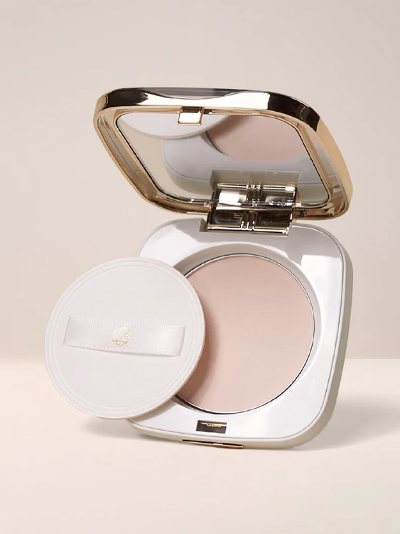 11 Best Blurring Powders for an Airbrushed Complexion | Nestia